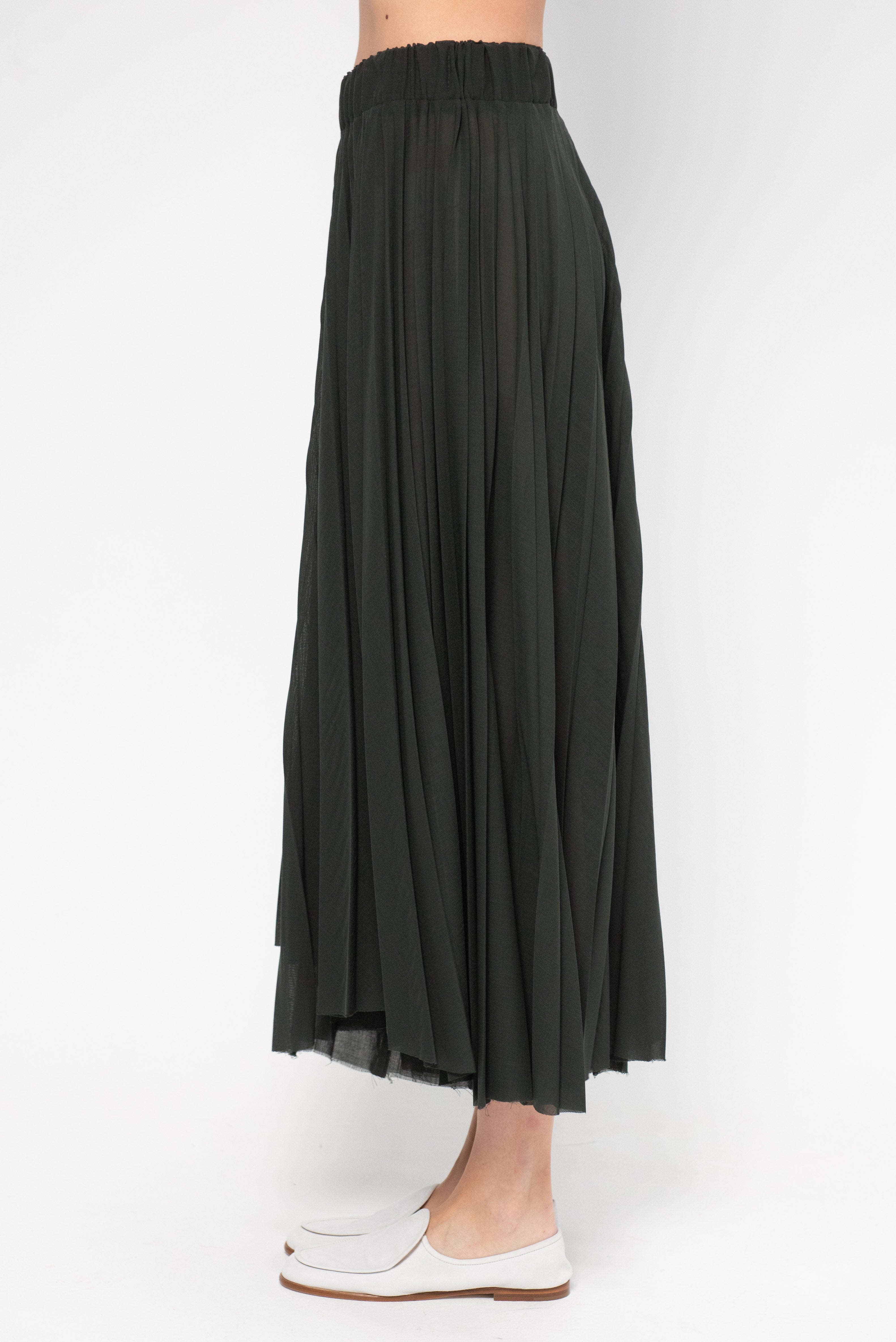 Dusan Pleated Pants – Kick Pleat