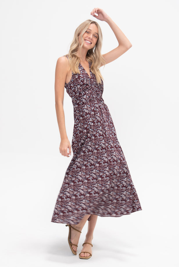 APIECE APART Collection | Kick Pleat