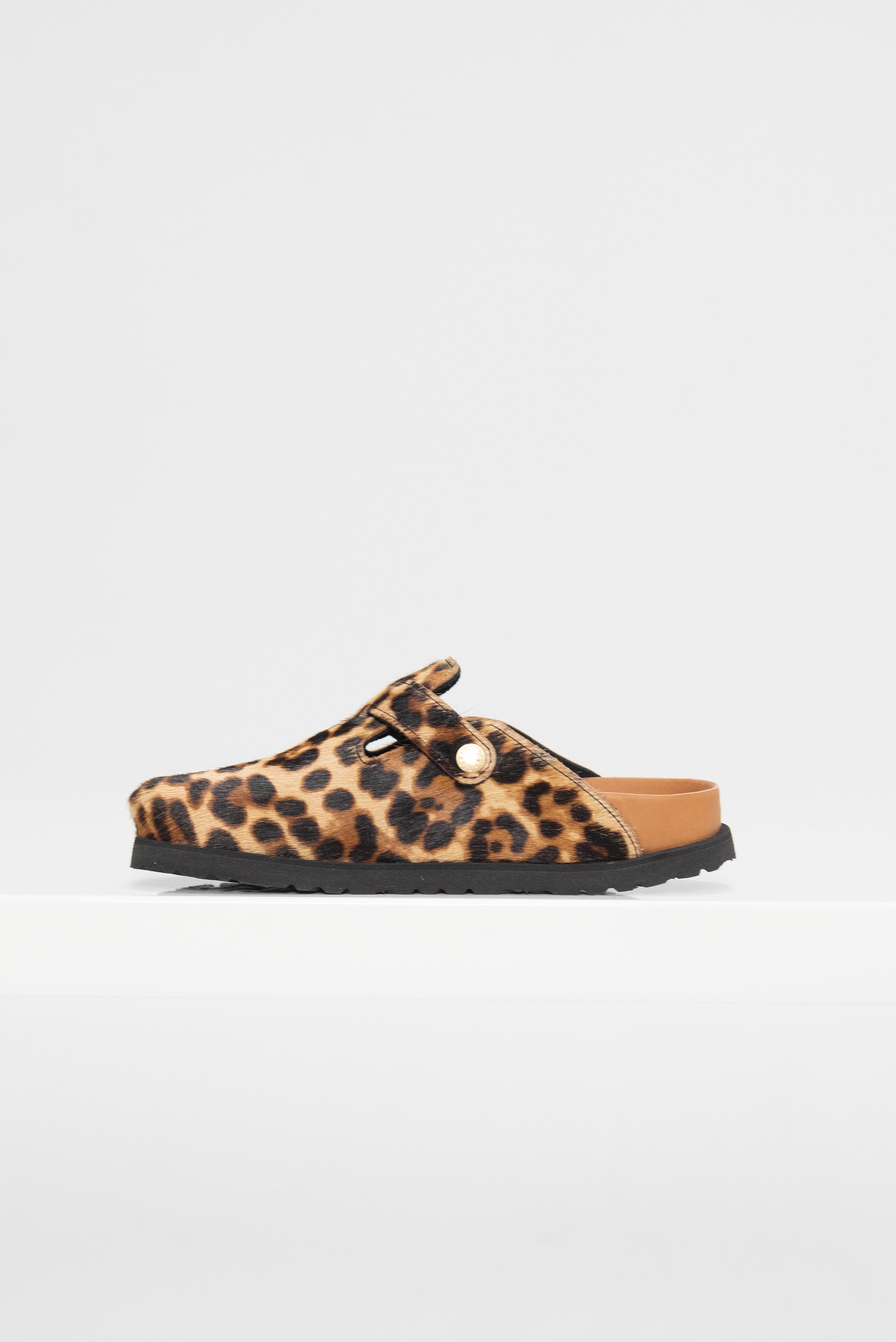 Boston, Classic Leo – Kick Pleat