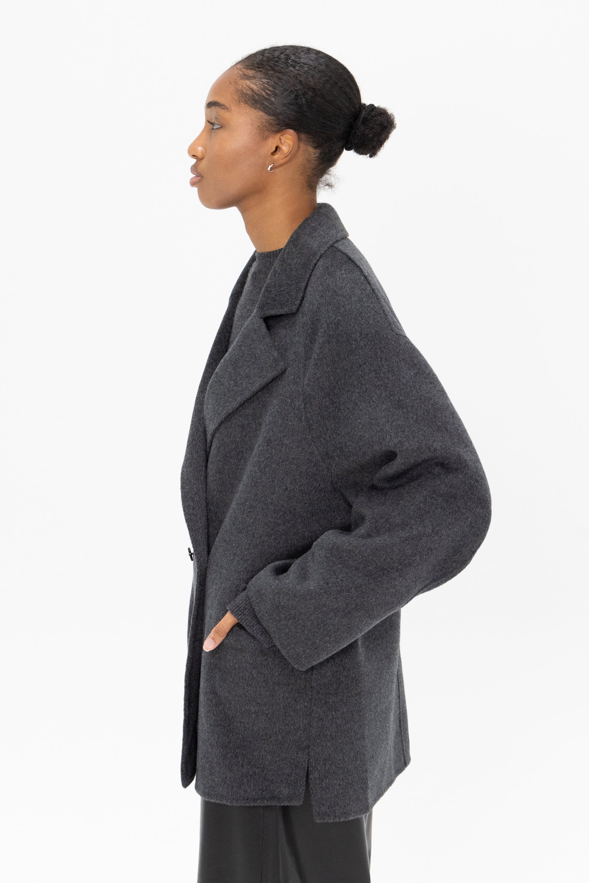 NEW ARRIVALS – Kick Pleat