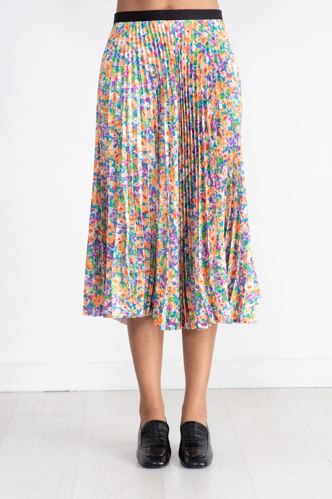 Skirts – Kick Pleat