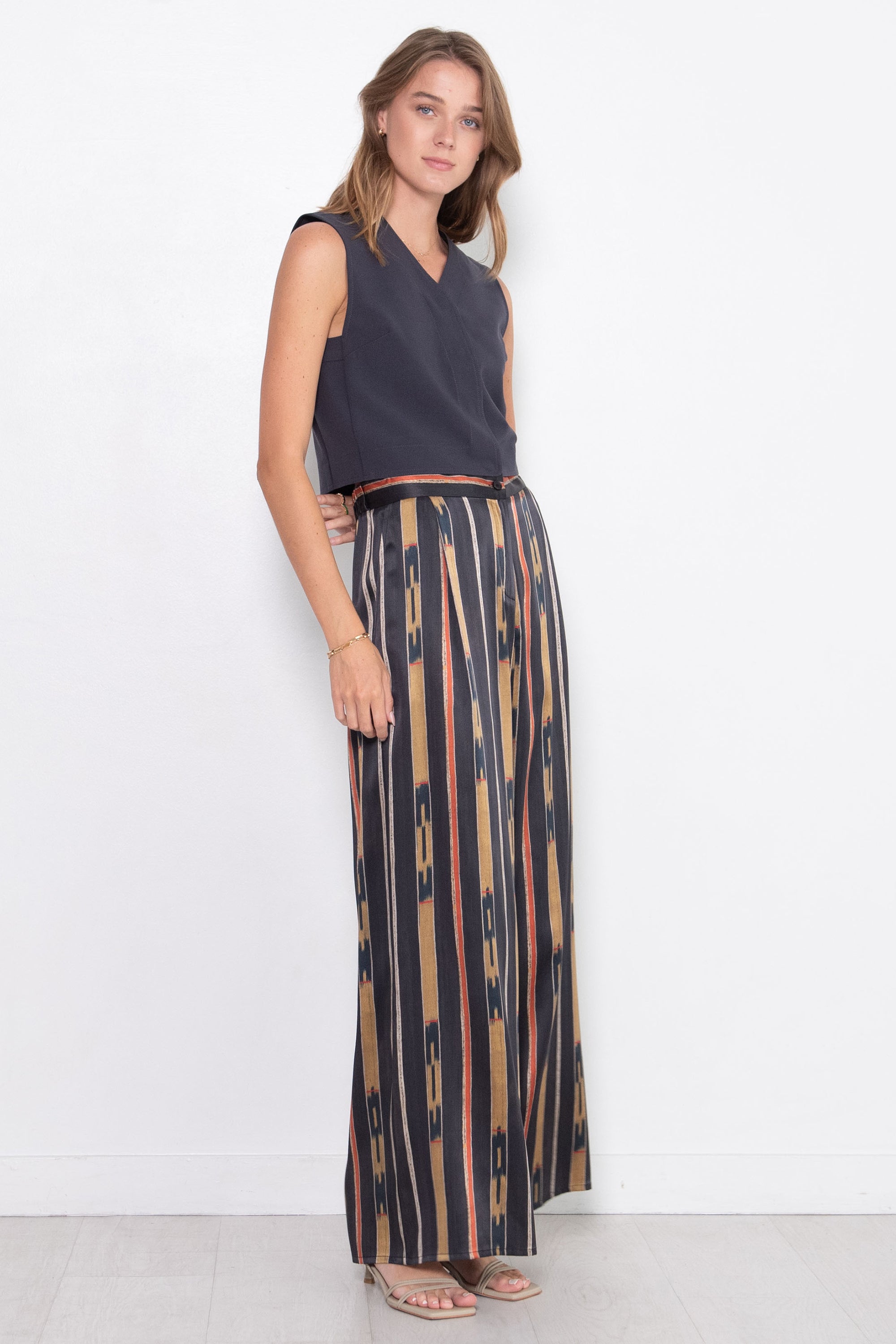 Jackets| Vests – Kick Pleat