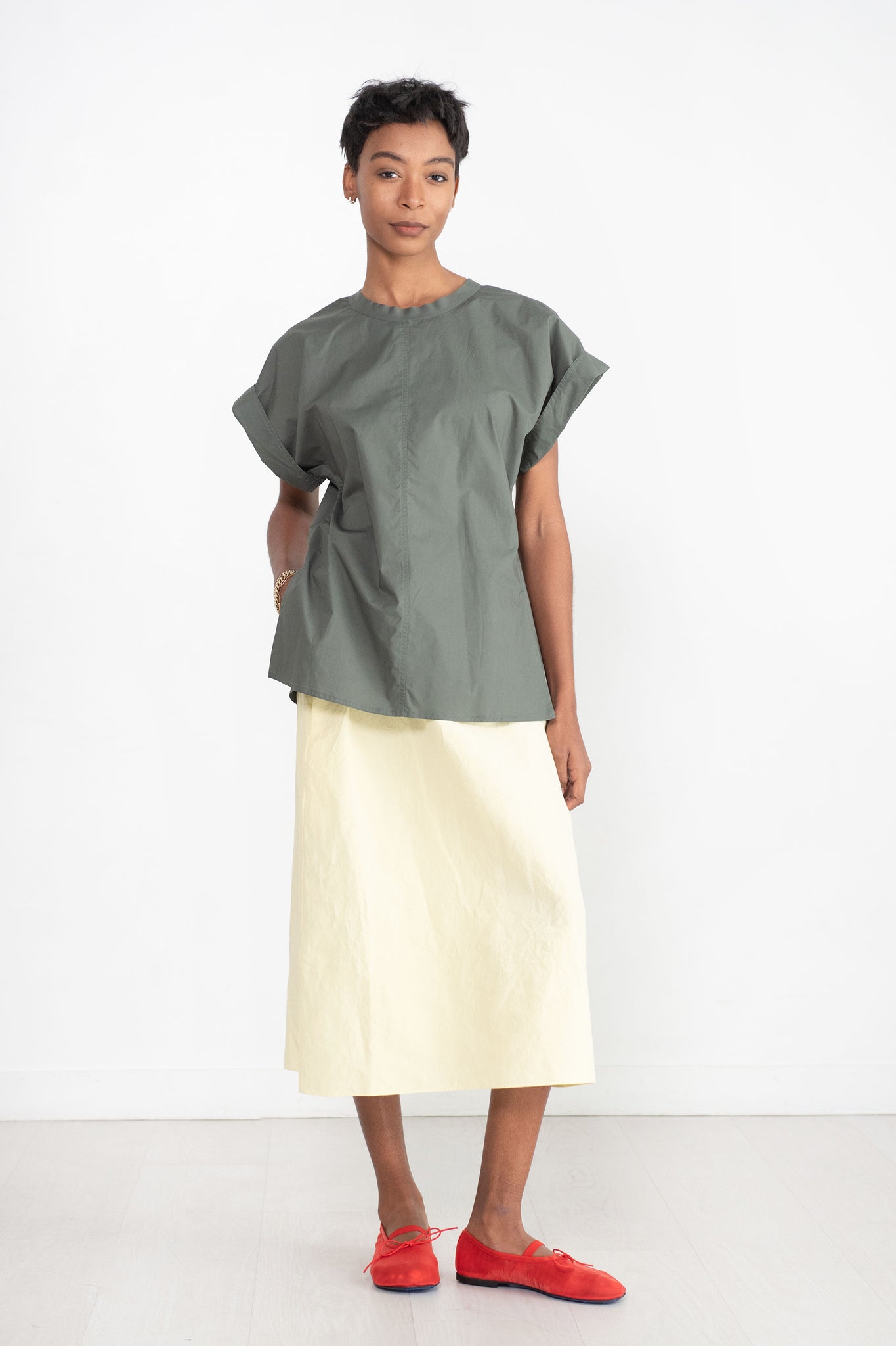 Sofie D'Hoore – Kick Pleat