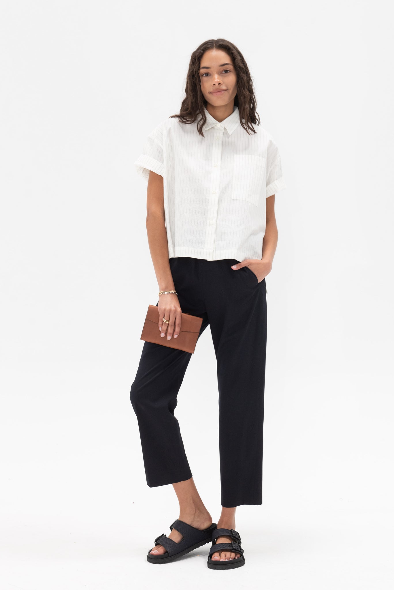 ALL BOTTOMS – Kick Pleat