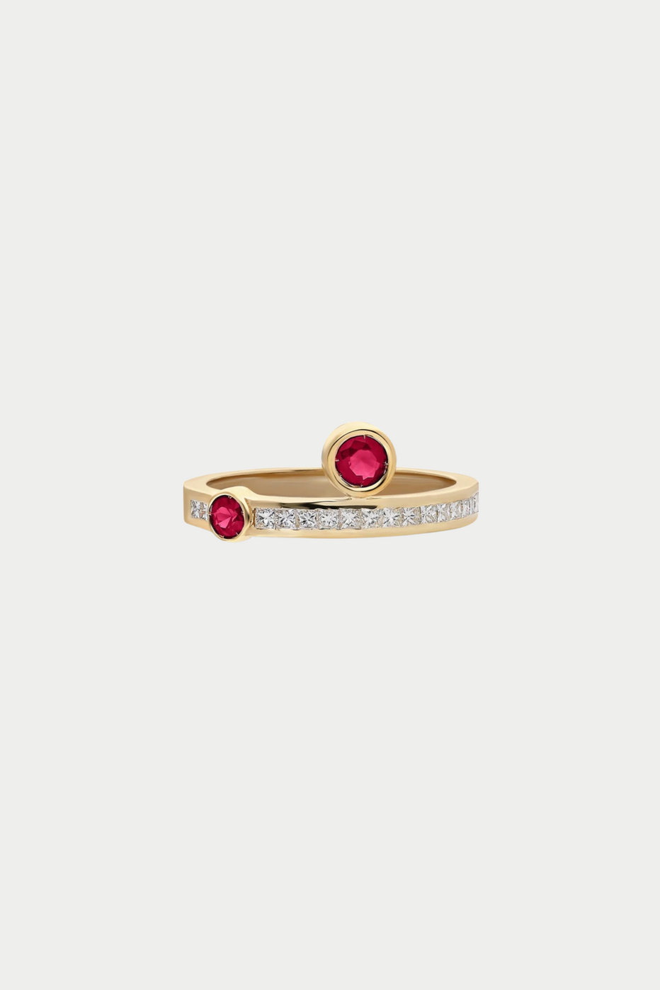 Itä Vida Ring White Diamonds & Rubies | Kick Pleat